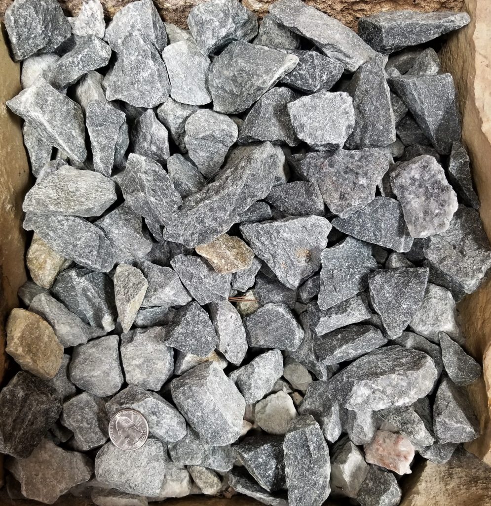 MULCH & DECORATIVE CHIP – Quint City Stone & Naturescape Center